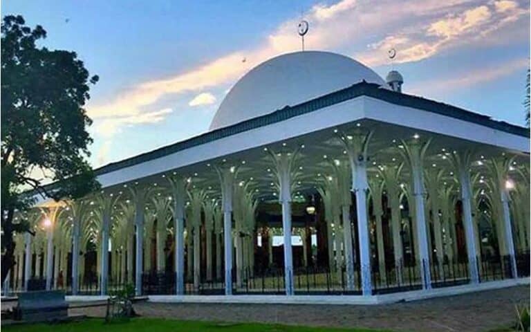 Tempat Wisata Di Belawan: Wisata Kuliner, Sejarah Dan Alam - Trend Wisata