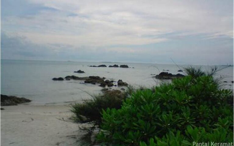 Tempat Wisata Di Sambas: Menikmati Keindahan Alam Kalimantan Barat ...